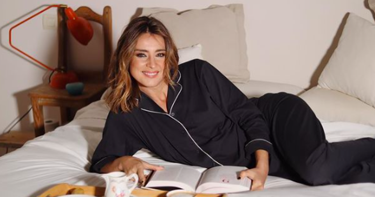 De estilo rústico y llena de libros, así es la casa de la periodista Sandra Barneda