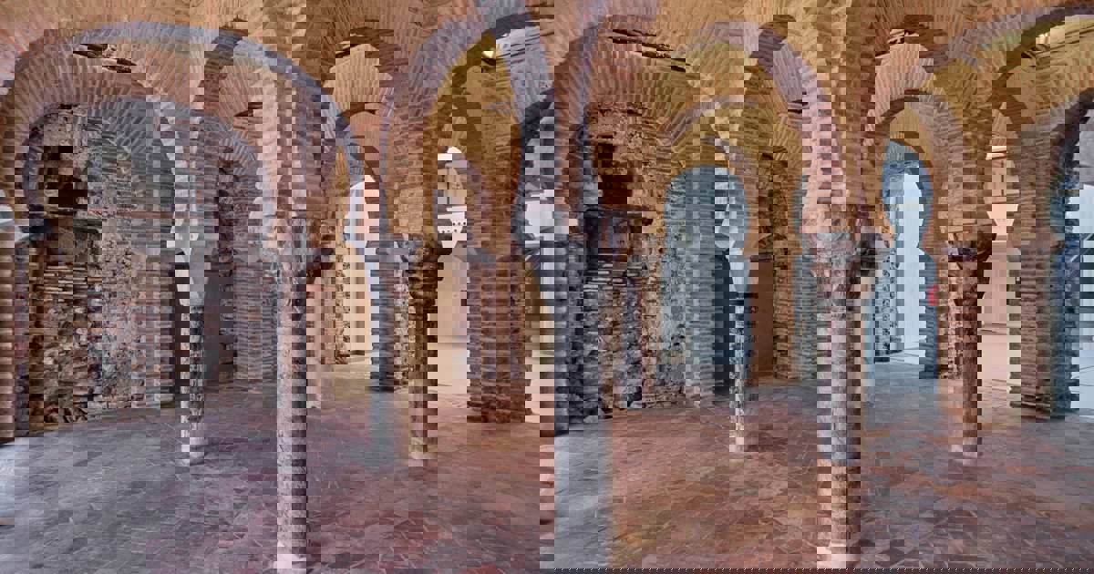 Pillz888. in regardless, she is the definition of sexiness