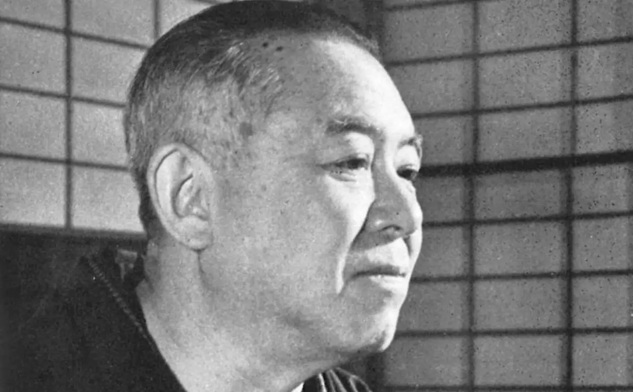 Junichiro Tanizaki, escritor: "Los occidentales entienden el baño como ...