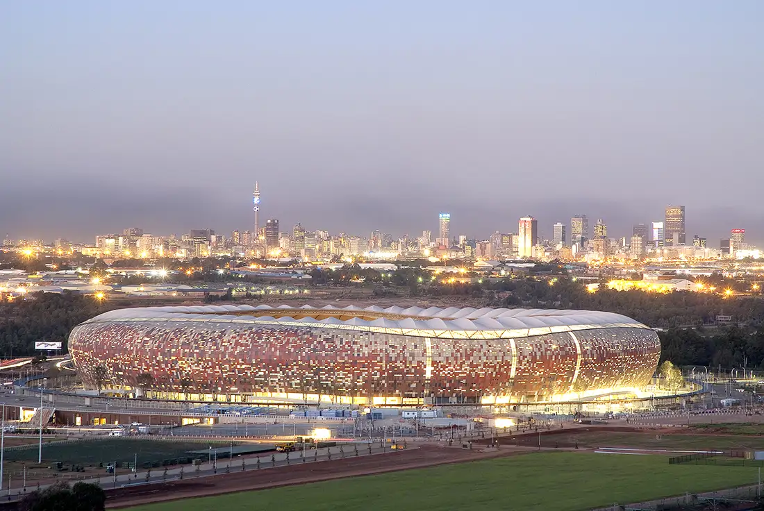 Bob van Bebber, arquitecto del Soccer City, estadio donde España ganó ...