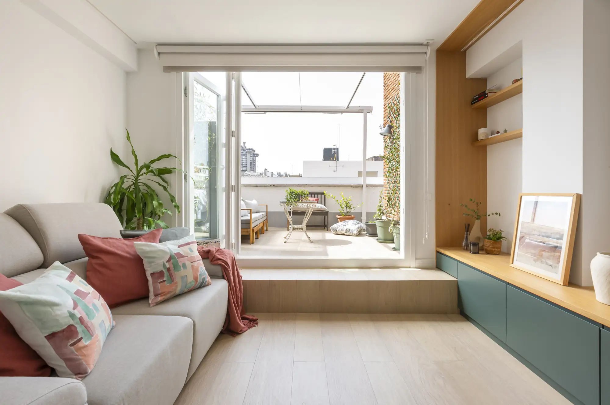 10 ideas para decorar un salón rectangular y aprovechar cada centímetro