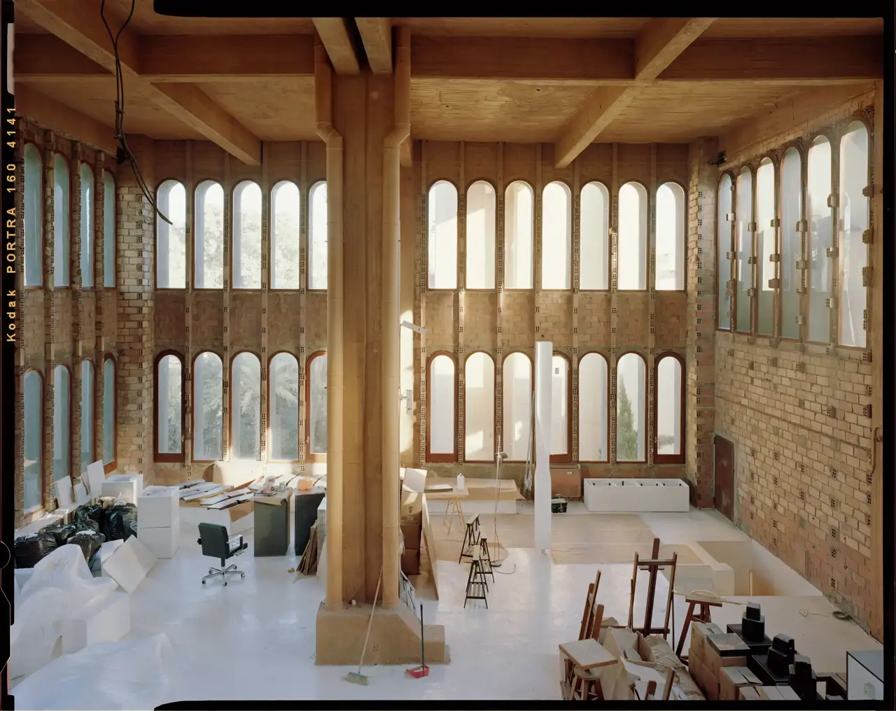 La Fábrica de Ricardo Bofill: el arquitecto que transformó una fábrica ...