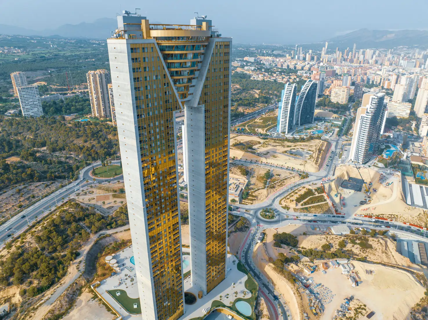 Así es el edificio más alto de Benidorm: todo sobre el Intempo ...