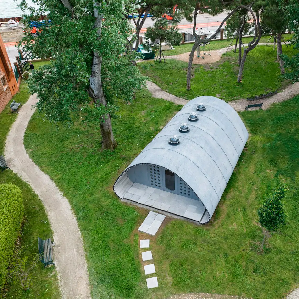 Así es la casa prefabricada de 36 m2 de Norman Foster por menos de 20. ...