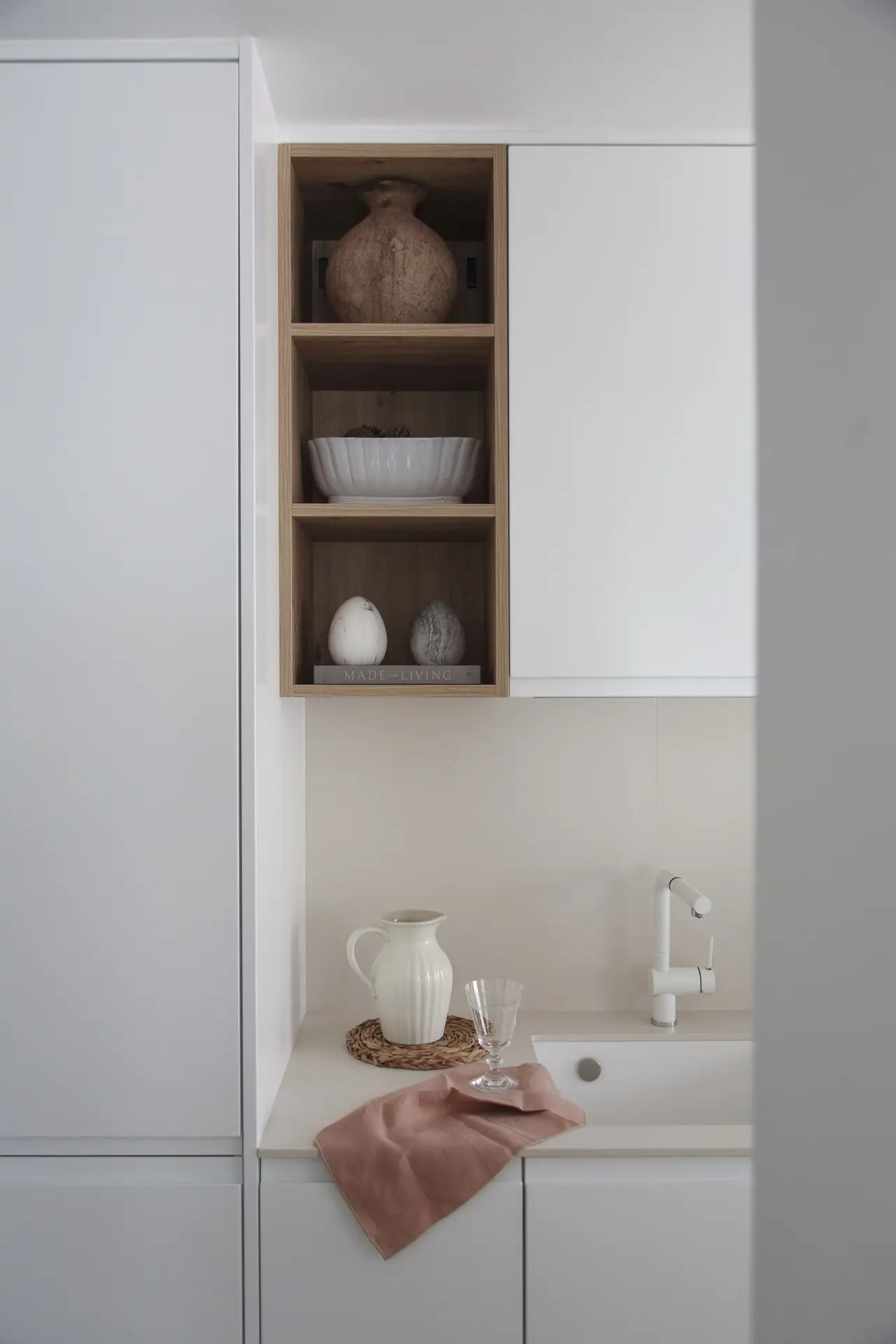 Núria Selva Villaronga, arquitecta: "Guardar las sartenes en el horno ...