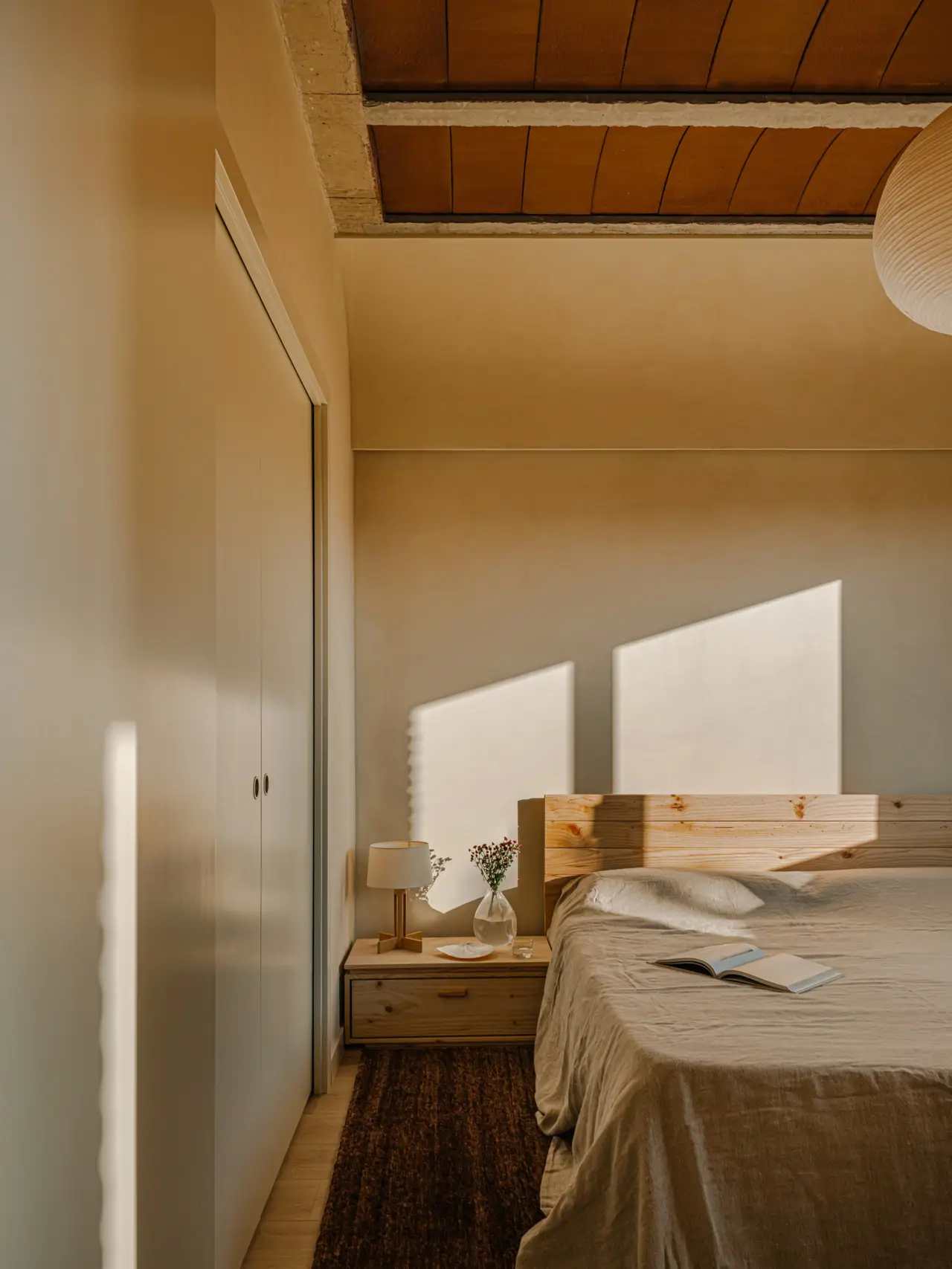 Laura Recarte, arquitecta: "En tu mesita de noche sobran objetos como ...