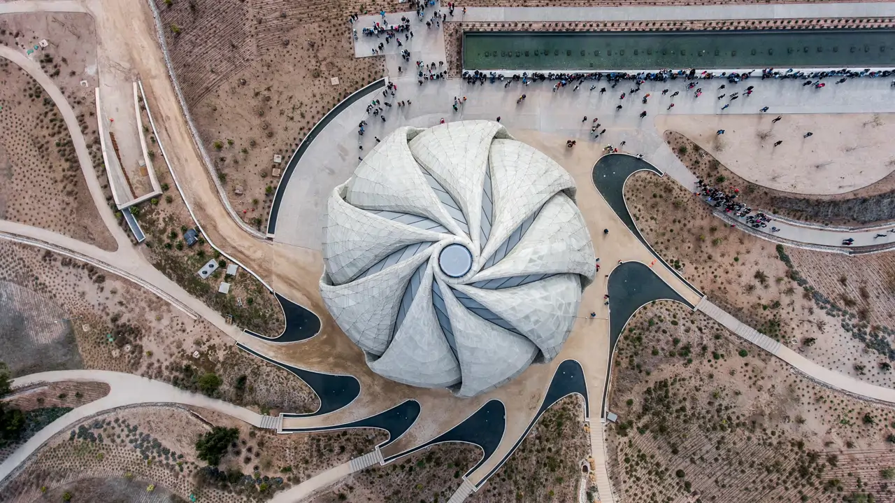 Siamak Hariri, arquitecto del Templo Bahá'í de Sudamérica: "Tenía que ...