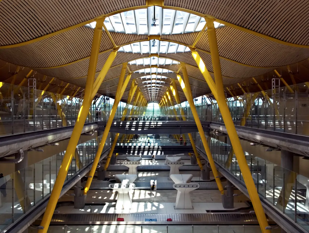Dos arquitectos coinciden sobre la T4 del aeropuerto Madrid-Barajas ...