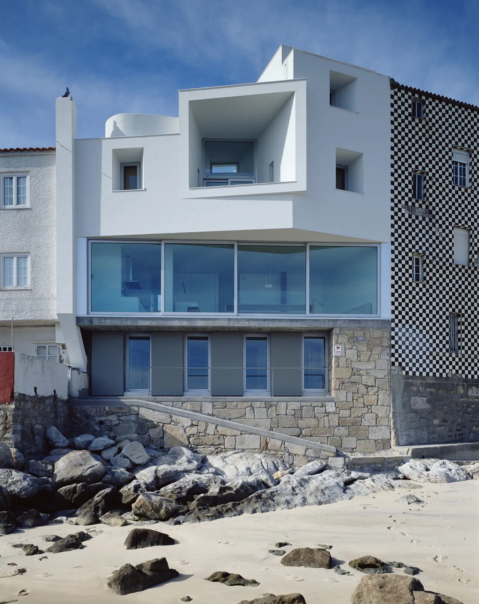 La casa que mira al Atlántico: cómo Sir David Chipperfield entendió ...